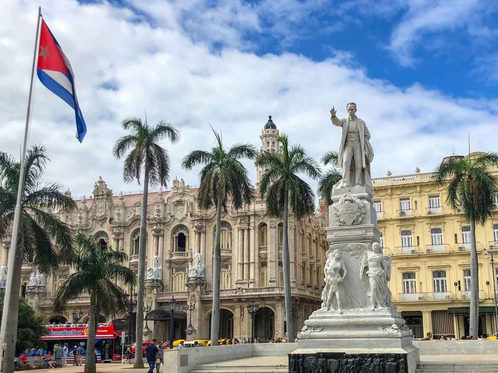 10 reasons why you need to visit cuba | She is Wanderlust
